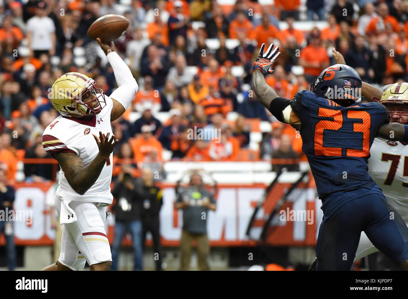 Syracuse, New York, USA. 25th Nov, 2017. Boston College Eagles ...