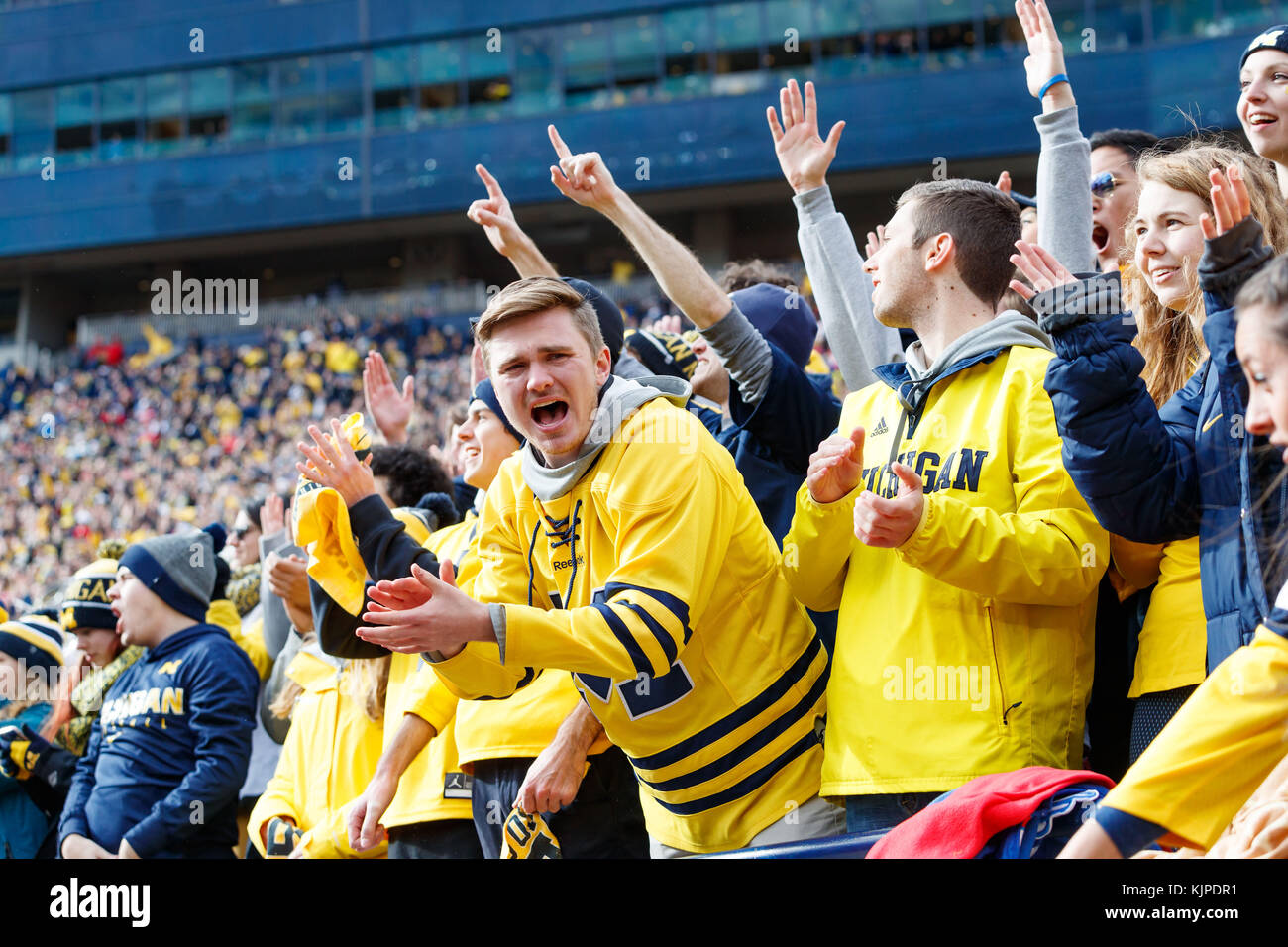Ohio Stadium, Columbus, OH, USA. 25th Nov, 2017. Michigan Wolverine ...