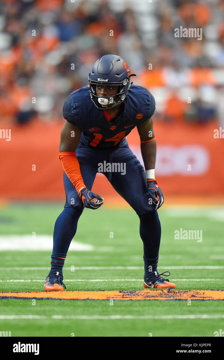 Syracuse, New York, USA. 25th Nov, 2017. Syracuse Orange defensive back ...