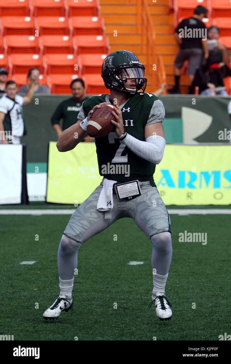November 25, 2017 - Hawaii Rainbow Warriors quarterback Dru Brown #2 ...