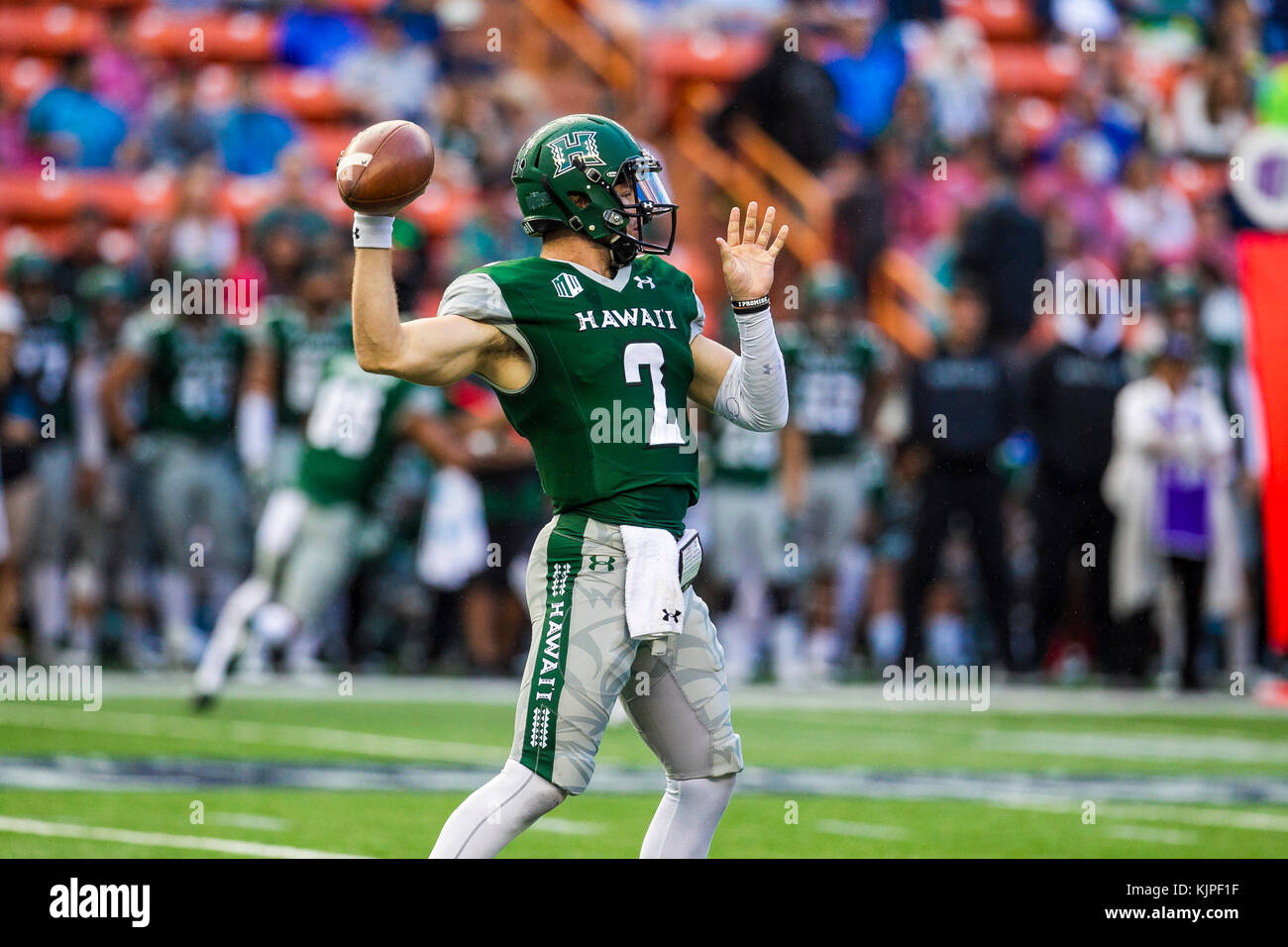 November 25, 2017 - Hawaii Rainbow Warriors quarterback Dru Brown #2 ...