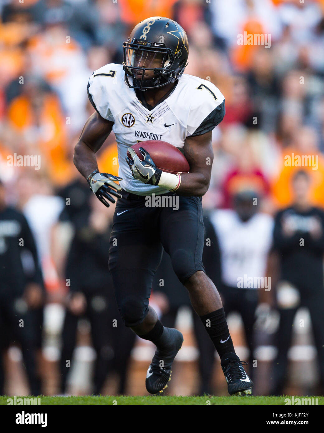 November 25, 2017: running back Ralph Webb #7 of the Vanderbilt ...