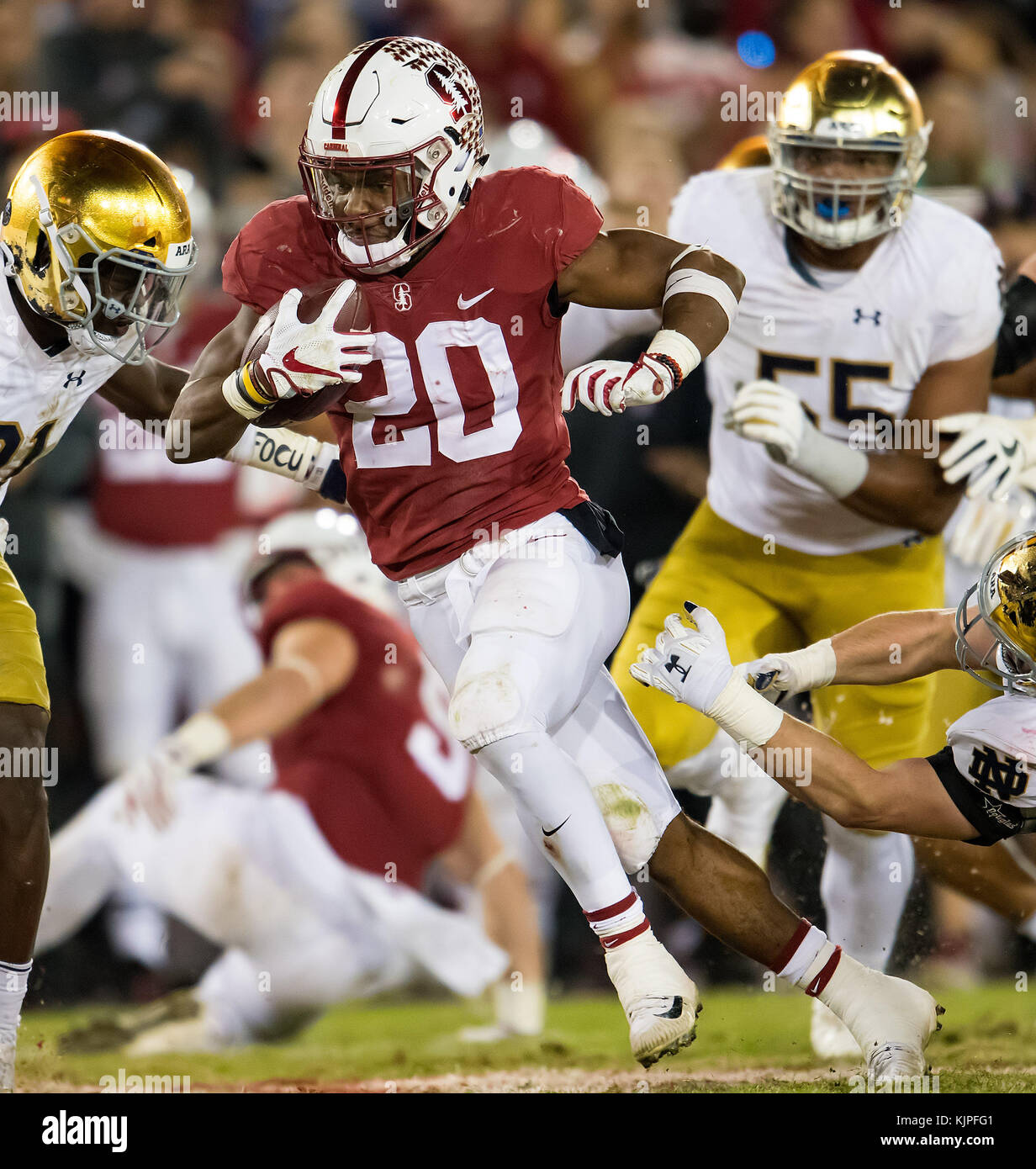 Stanford, California, USA. 25th Nov, 2017. Stanford Cardinal running ...