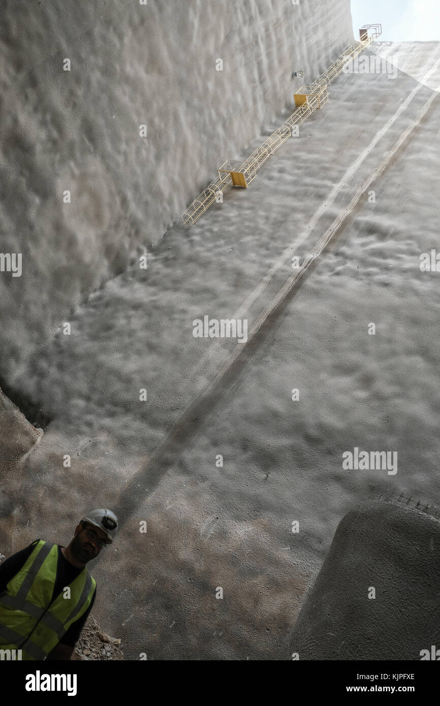 Jerusalem subterranean cemetery hi-res stock photography and images - Alamy