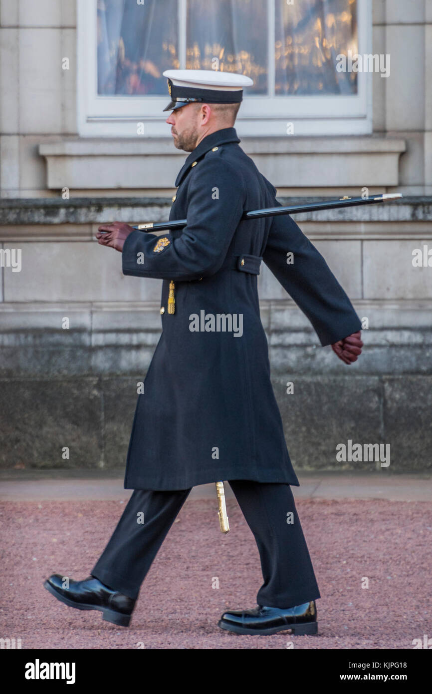 London, UK. 26th Nov, 2017. The Royal Navy take over the guard duty at ...