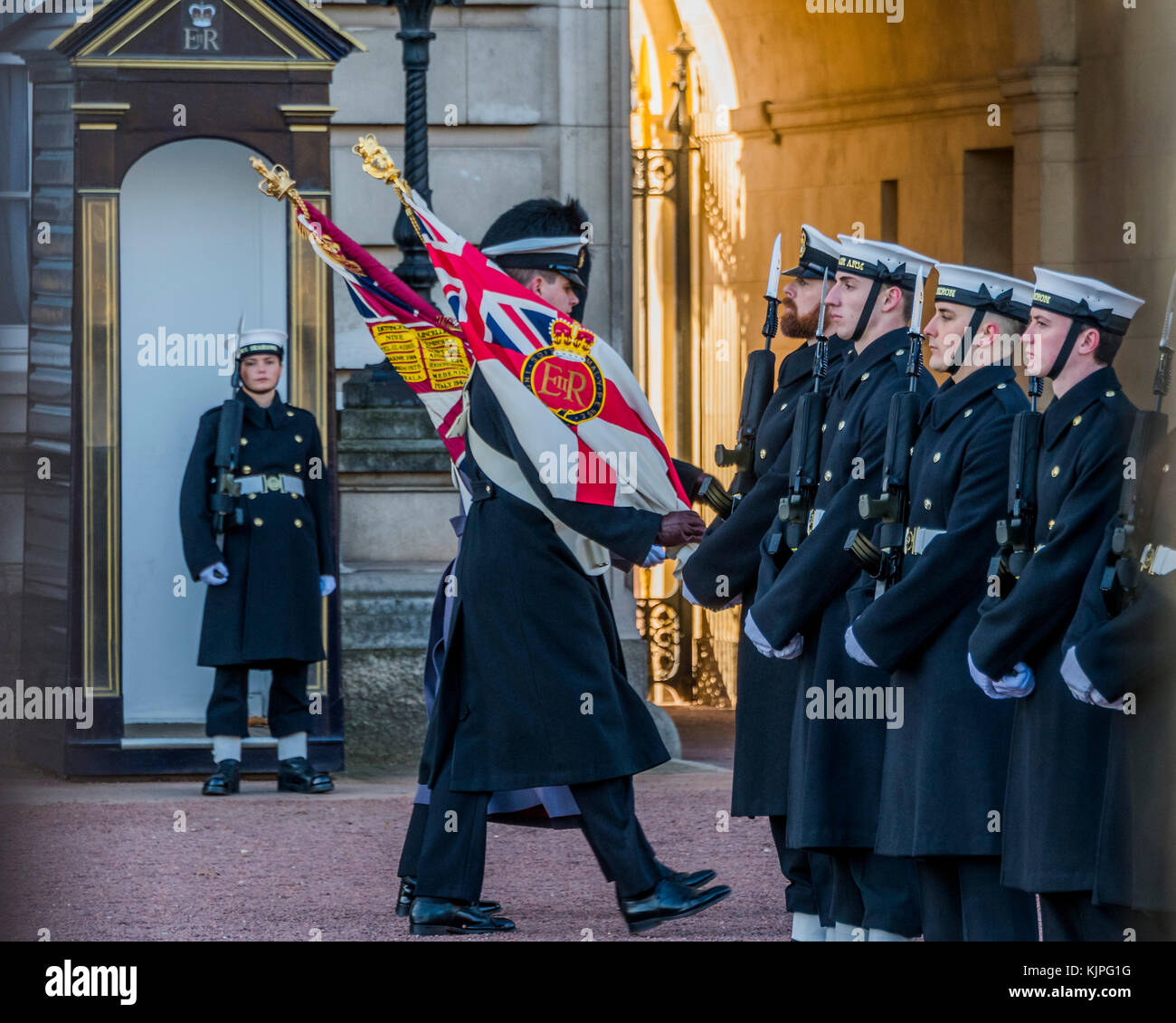 London, UK. 26th Nov, 2017. The Royal Navy take over the guard duty at ...