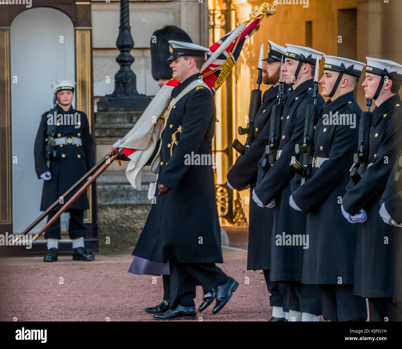 London, UK. 26th Nov, 2017. The Royal Navy take over the guard duty at ...