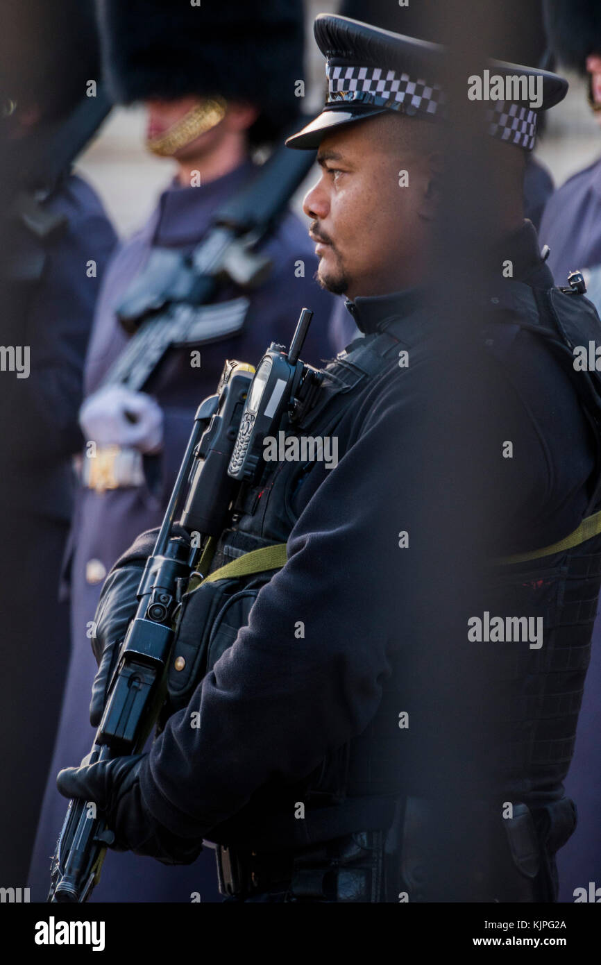 London, UK. 26th Nov, 2017. Guarding the Guards -The Royal Navy take ...