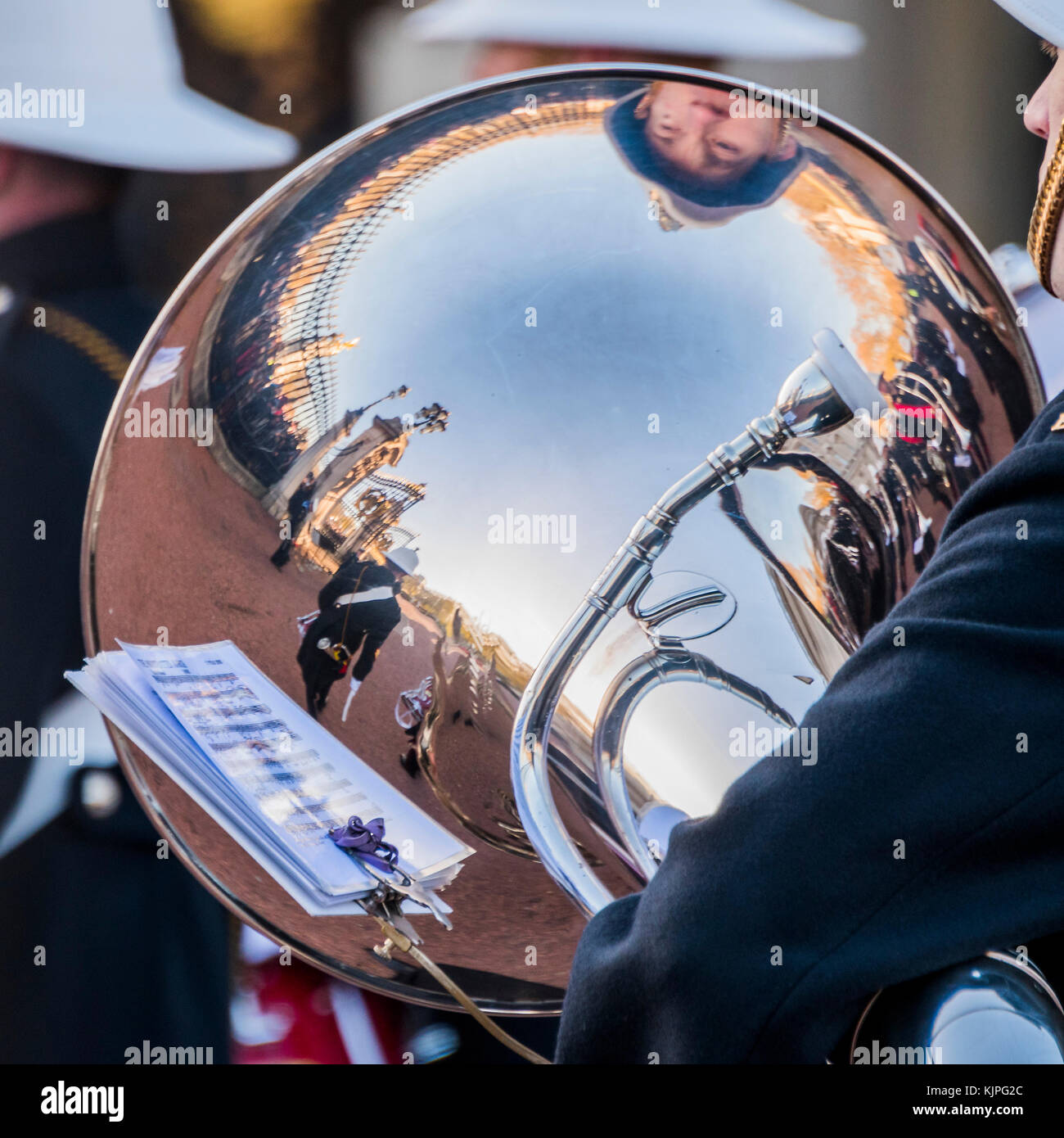 London, UK. 26th Nov, 2017. The Royal Navy take over the guard duty at ...