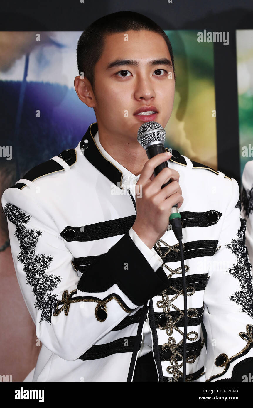 27th Nov, 2017. S. Korean boy group EXO Dio, a member of South Korean ...
