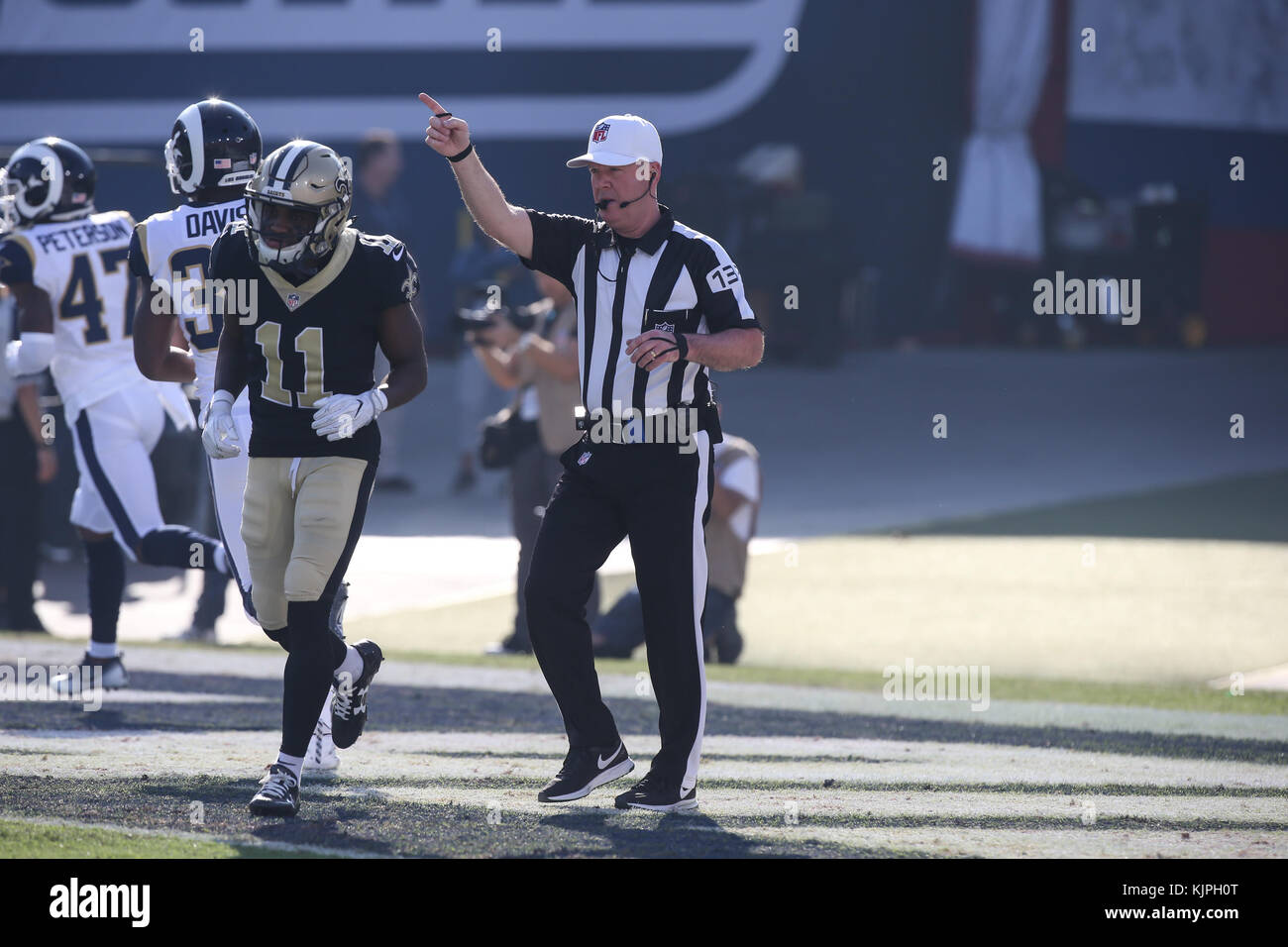 Los Angeles, CA, USA. 26th Nov, 2017. Referee John Parry signaling in ...