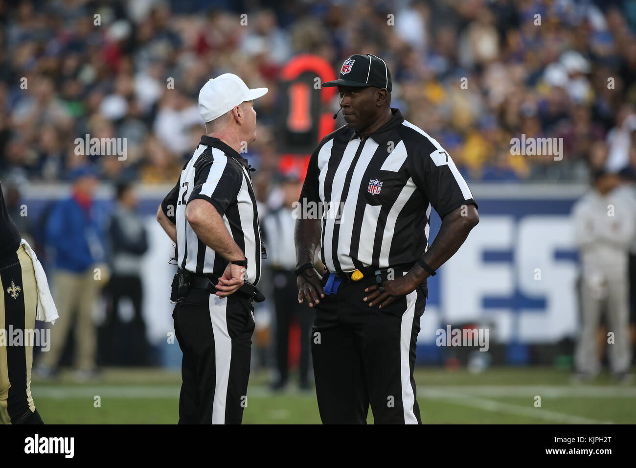Los Angeles, CA, USA. 26th Nov, 2017. Referee John Parry, and Umpire ...