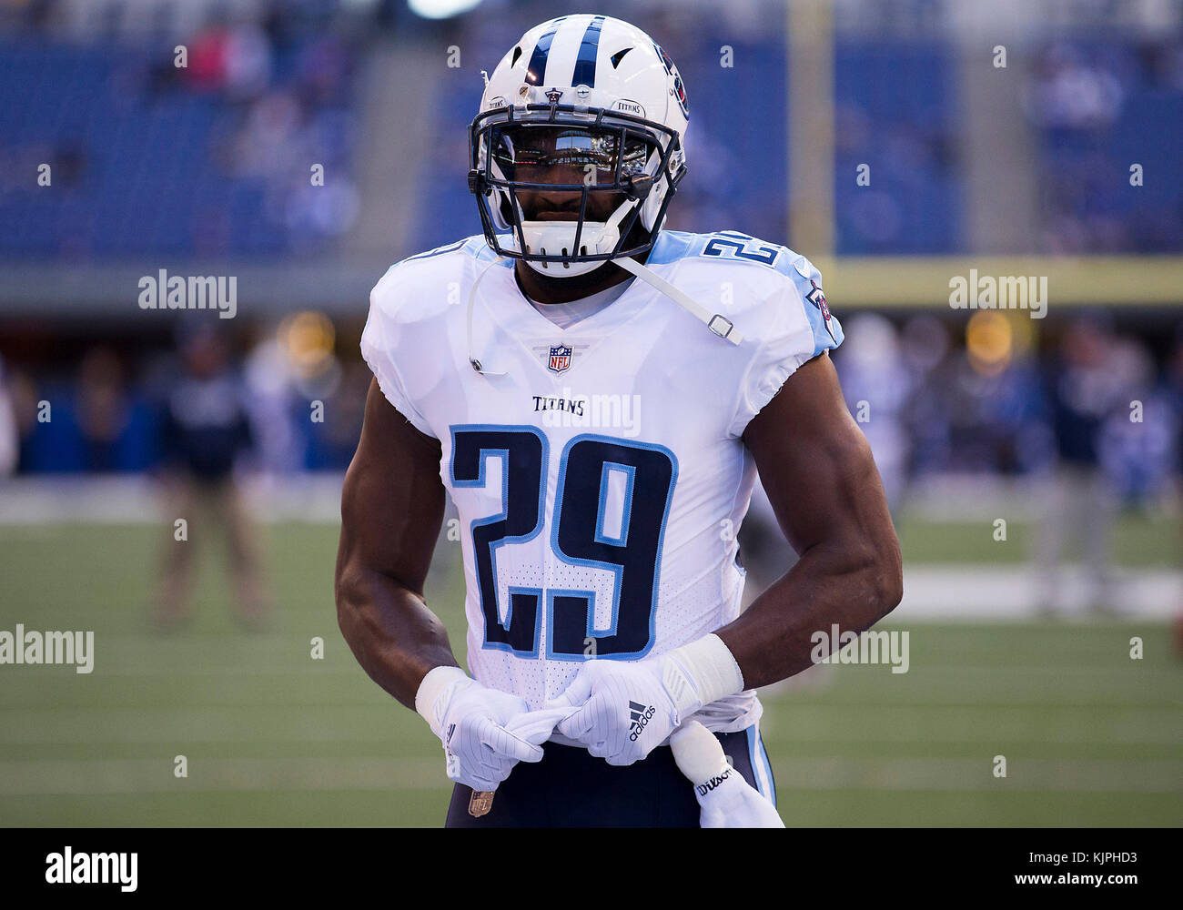 Indianapolis, Indiana, USA. 26th Nov, 2017. Tennessee running back ...