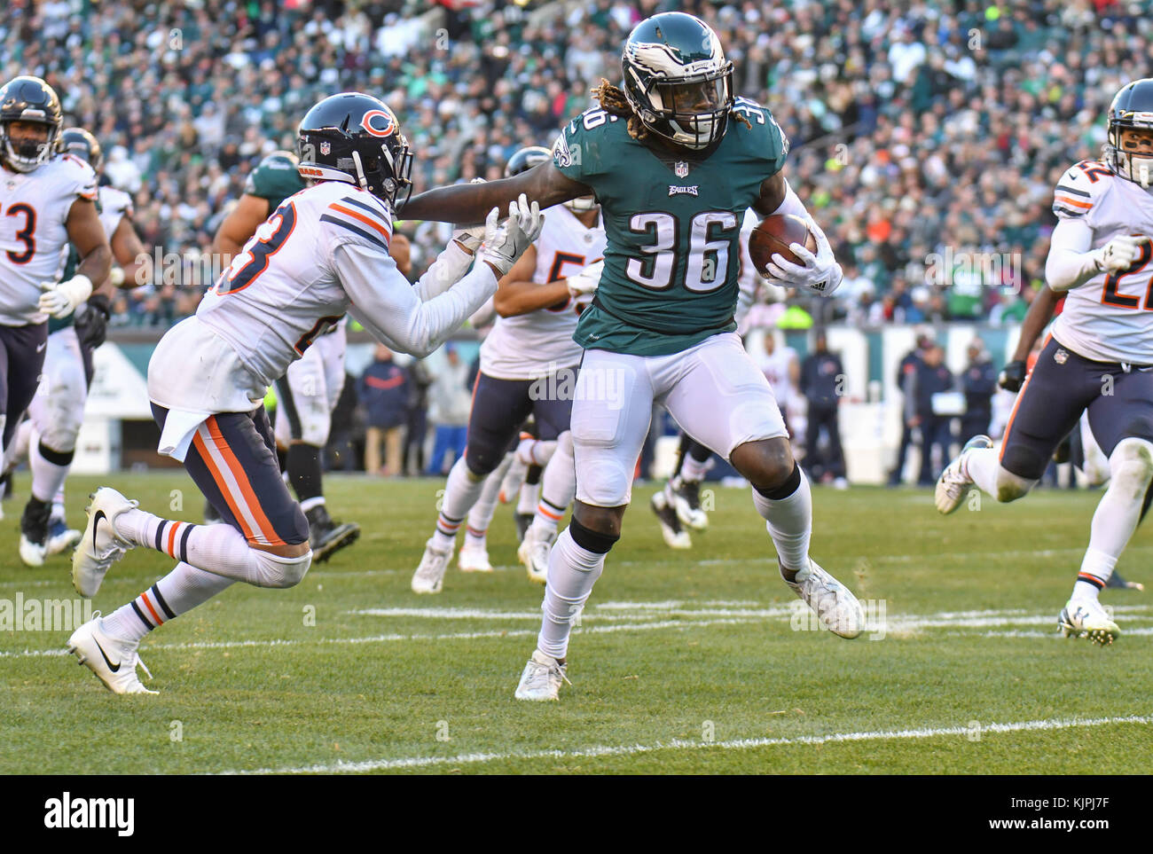 Philadelphia, Pennsylvania, USA. 26th Nov, 2017. Jay Ajayi (36) of the ...