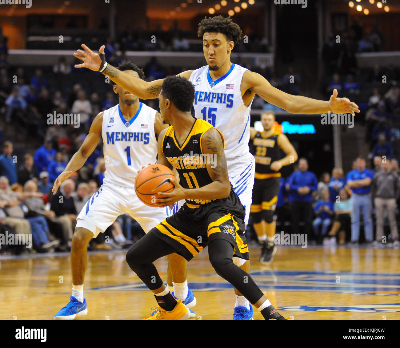 Mason faulkner hi-res stock photography and images - Alamy