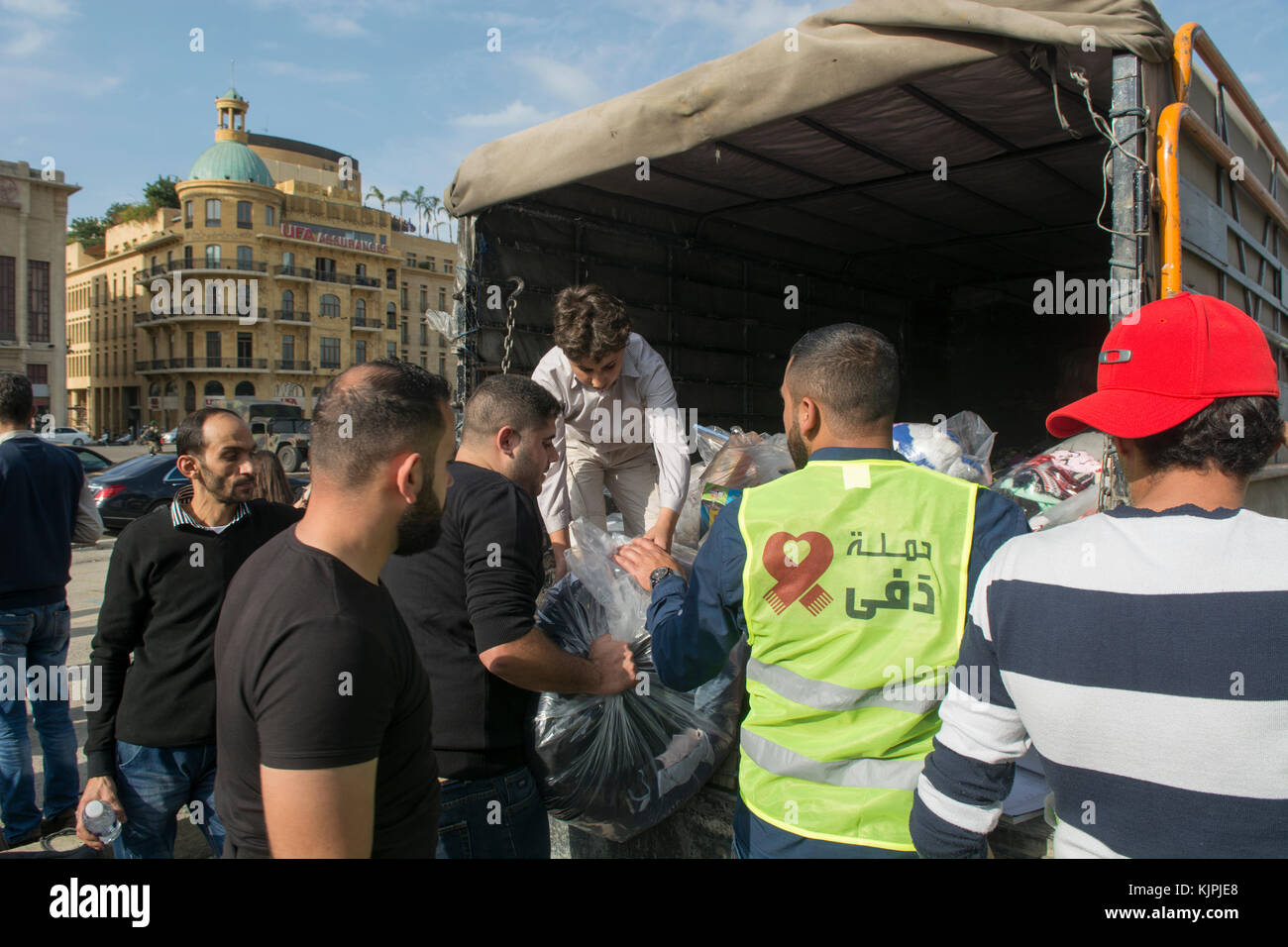 Marytrs' Square, Beirut , Lebanon, 26th Nov 2017, Volunteers working at ...