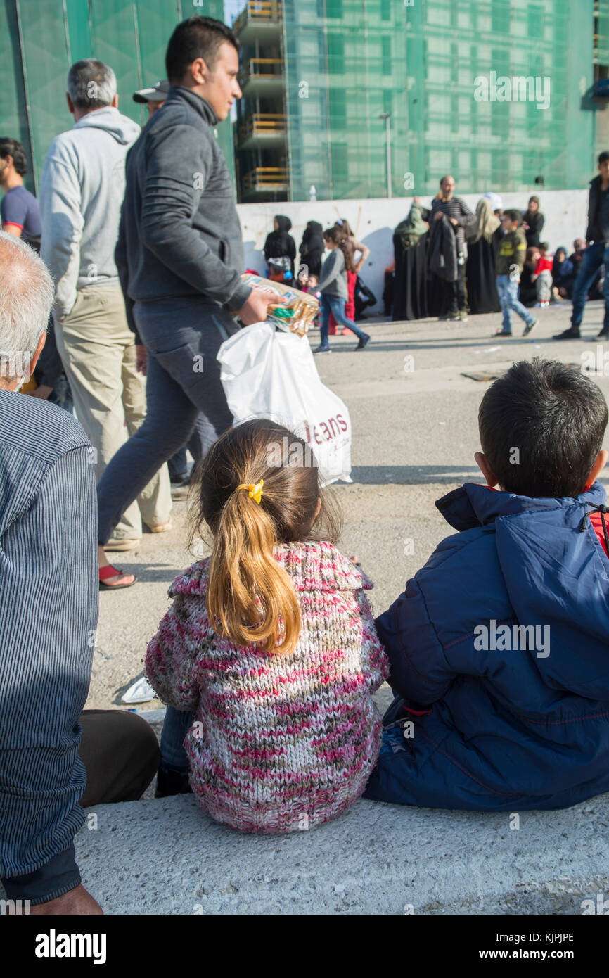 Marytrs' Square, Beirut , Lebanon, 26th Nov 2017, Syrian refugee kids ...
