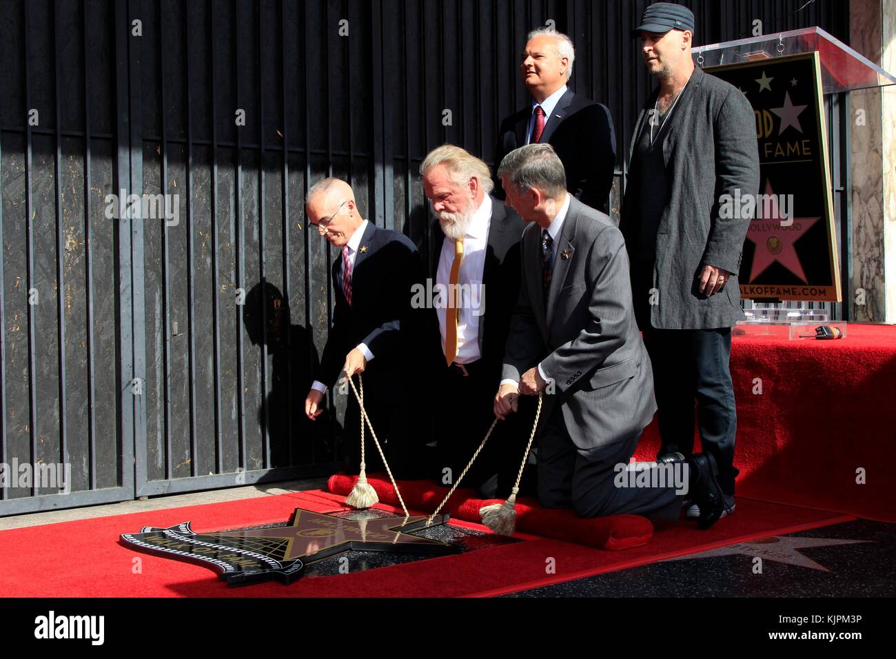 Los Angeles, CA, USA. 20th Nov, 2017. Nick Nolte, Leron Gubler, Gavin O ...