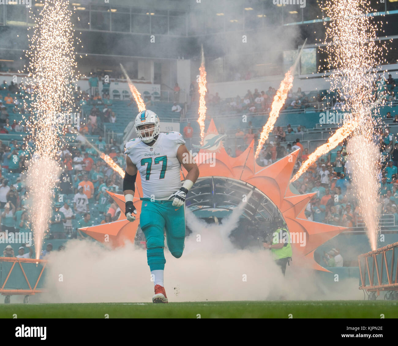 Jesse davis hi-res stock photography and images - Alamy