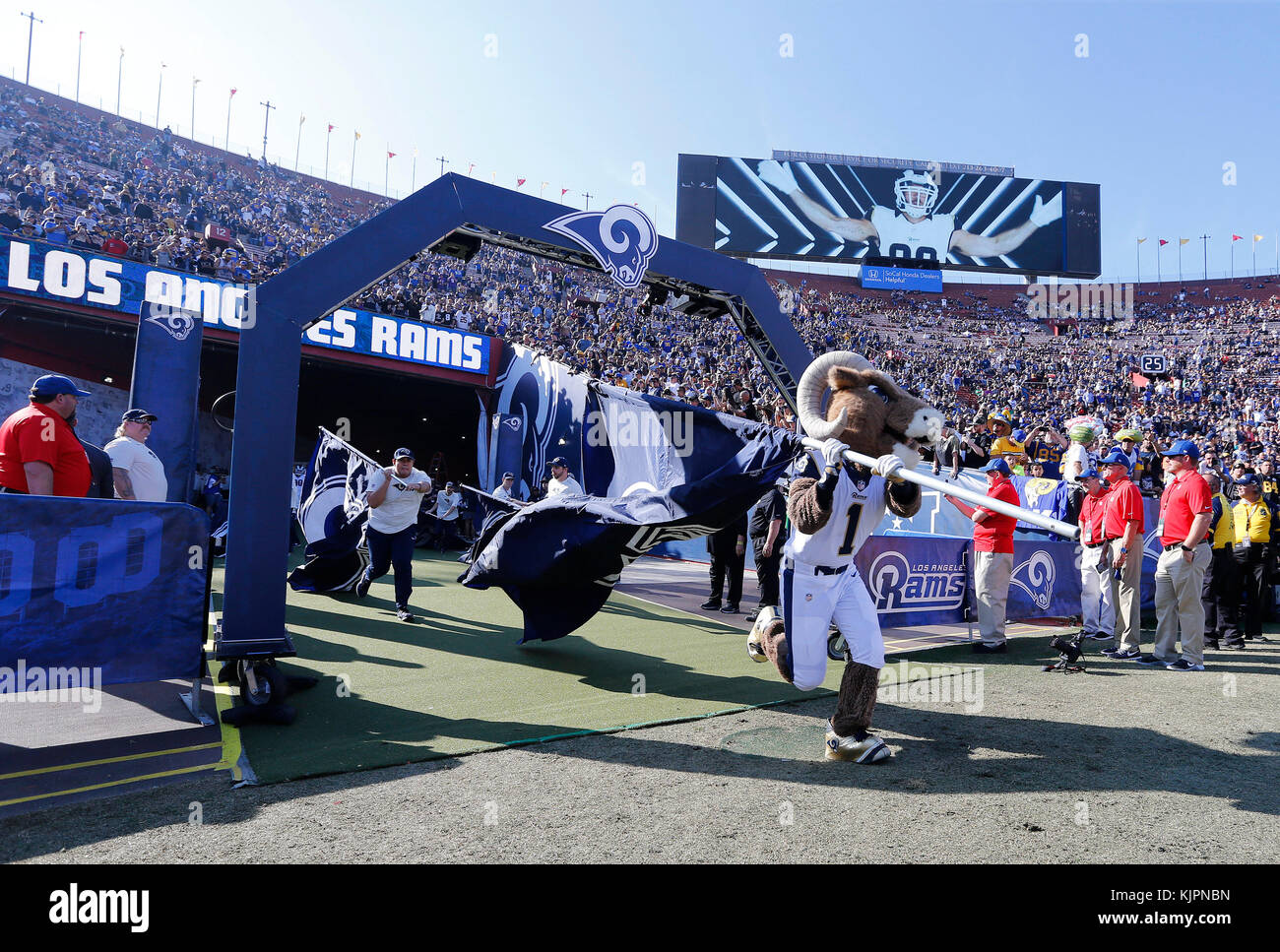 Los angeles rams rampage hi-res stock photography and images - Alamy
