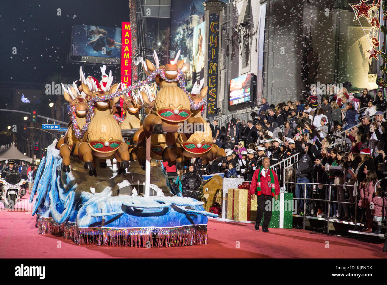 Los Angeles, California, USA. 26th November 2017. Santa Claus and his ...