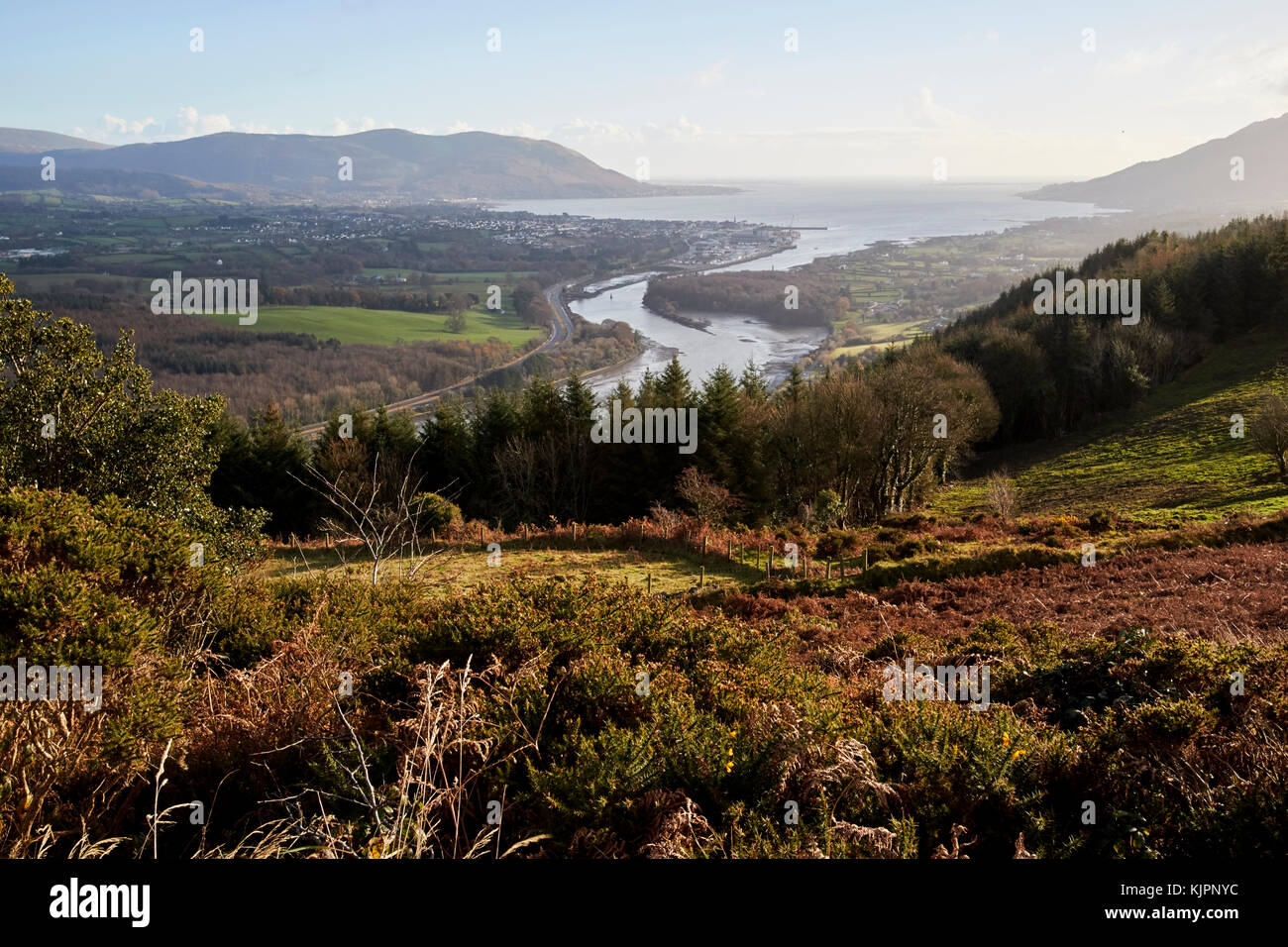 Right left border hi-res stock photography and images - Alamy