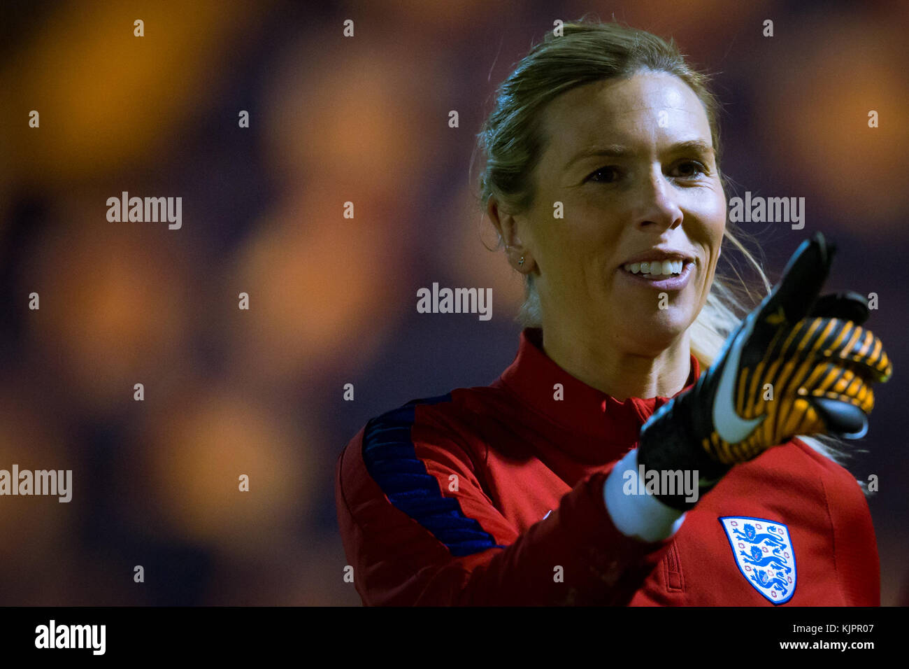Colchester, UK. 28th Nov, 2017. England's Carly Telford warms up ahead ...