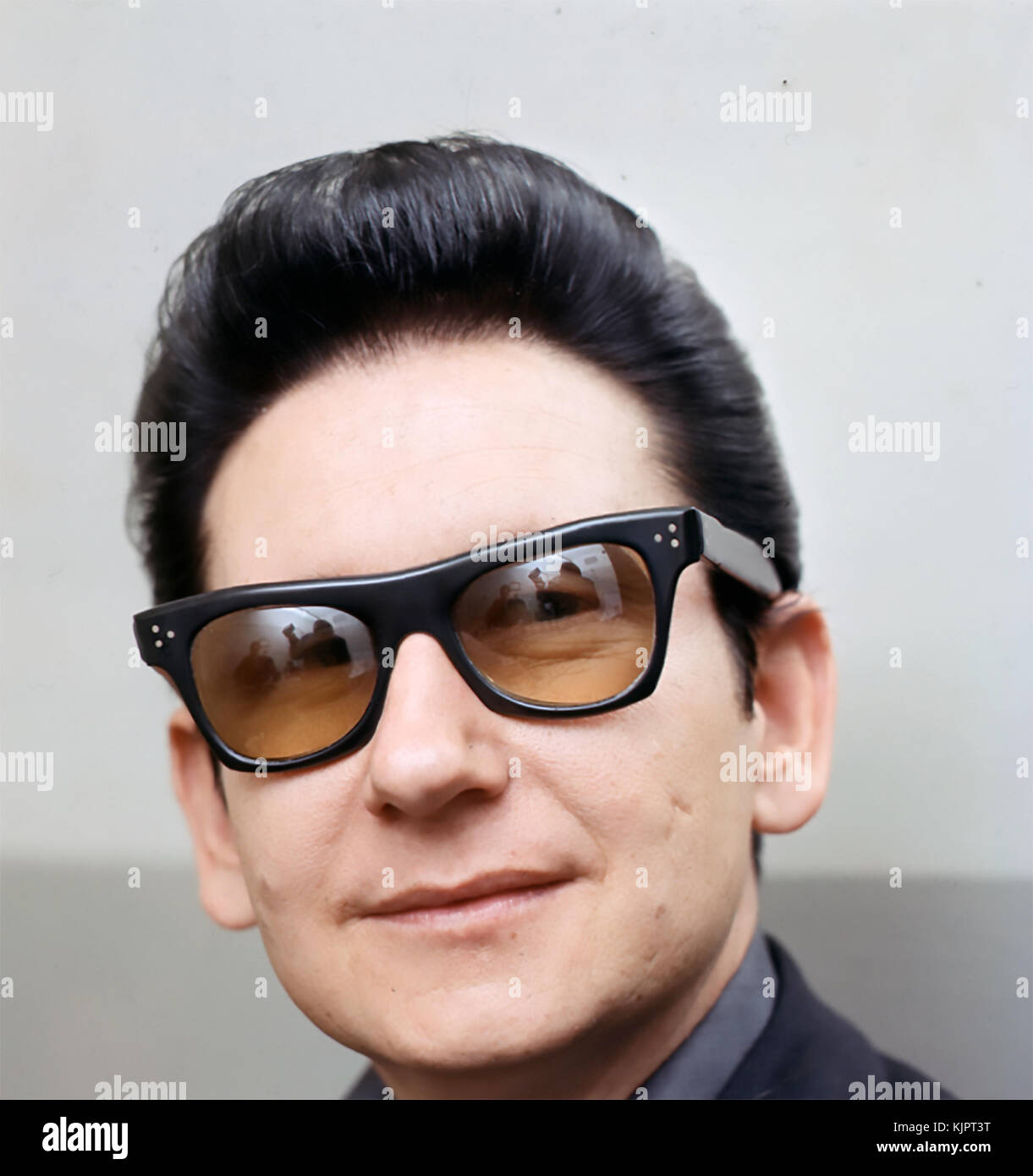 Roy orbison 1988 hi-res stock photography and images - Alamy