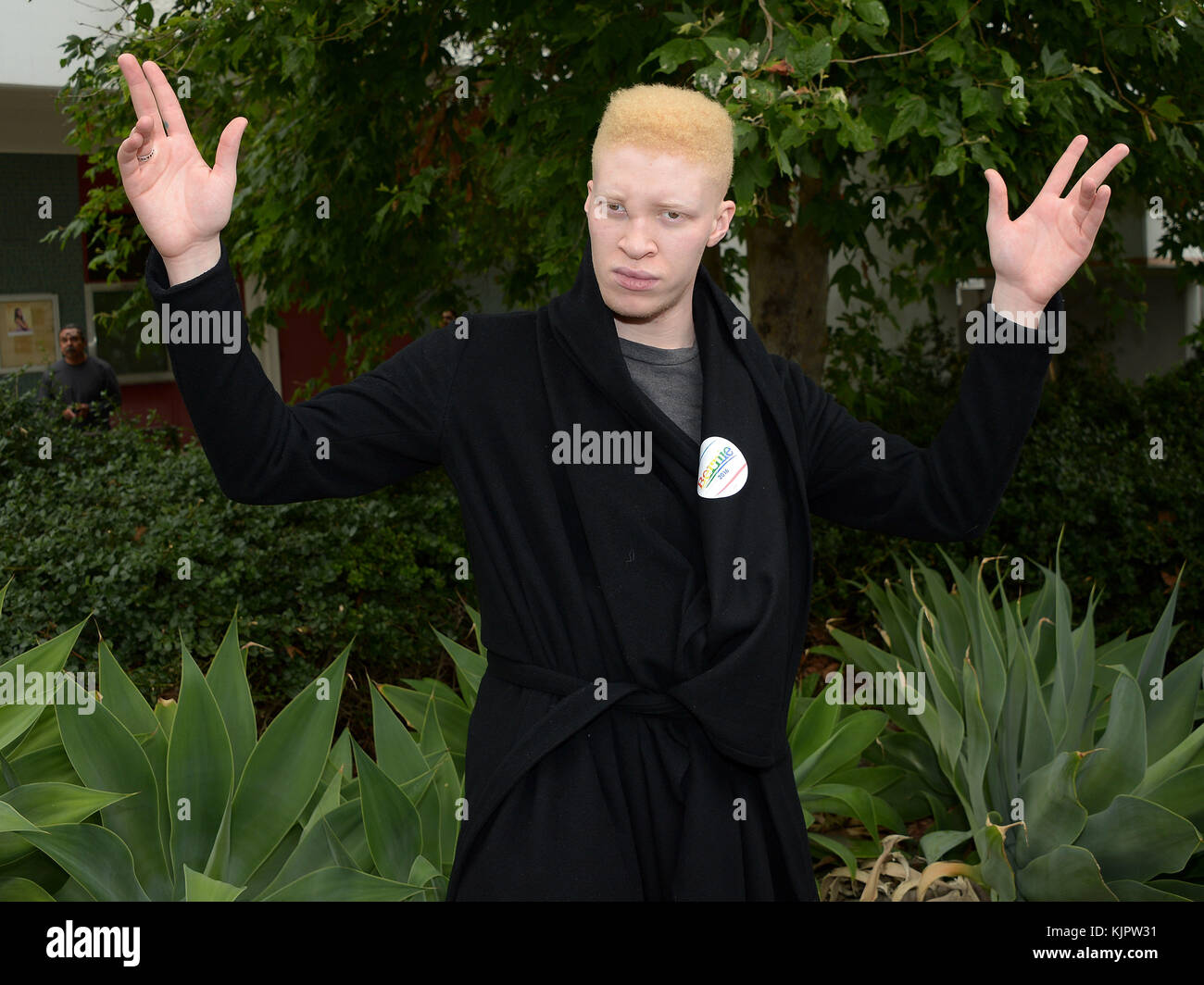 LOS ANGELES, CA - MAY 10: Shaun Ross registers students to vote at the ...