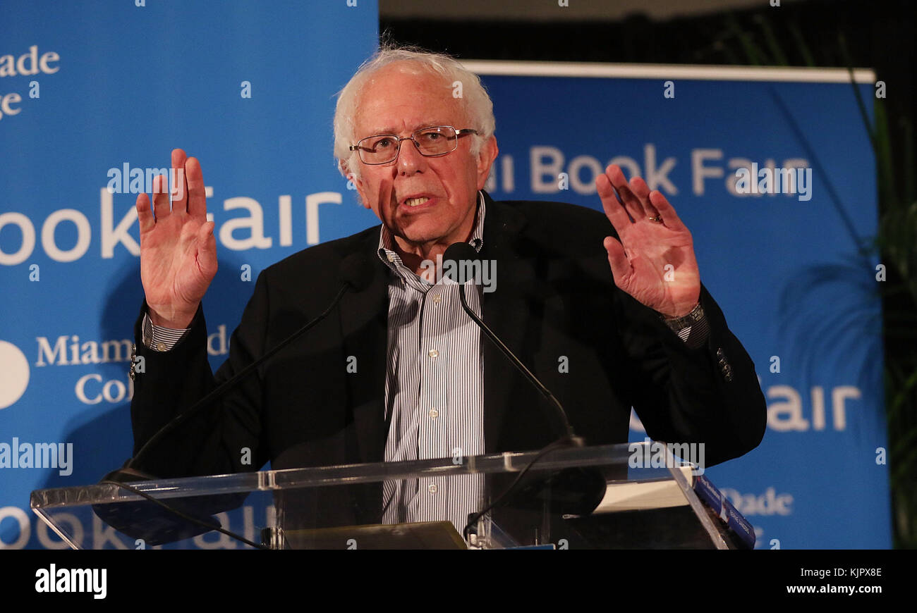 Bernie sanders headshot hi-res stock photography and images - Alamy