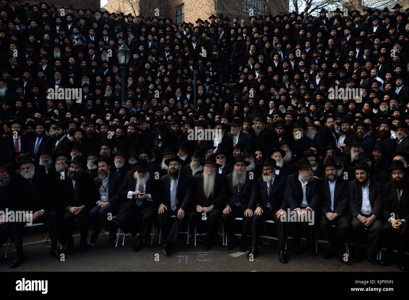 Clad in traditional hasidic clothing hi-res stock photography and ...