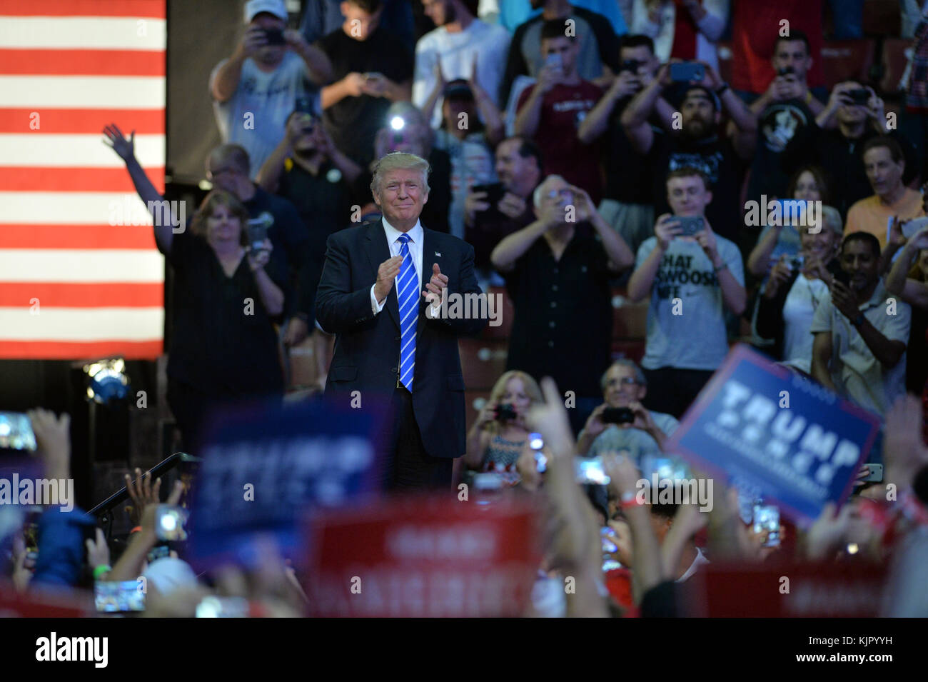 FORT LAUDERDALE, FL - AUGUST 10: Republican presidential nominee Donald ... FORT LAUDERDALE, FL - AUGUST 10: Republican presidential nominee Donald ...