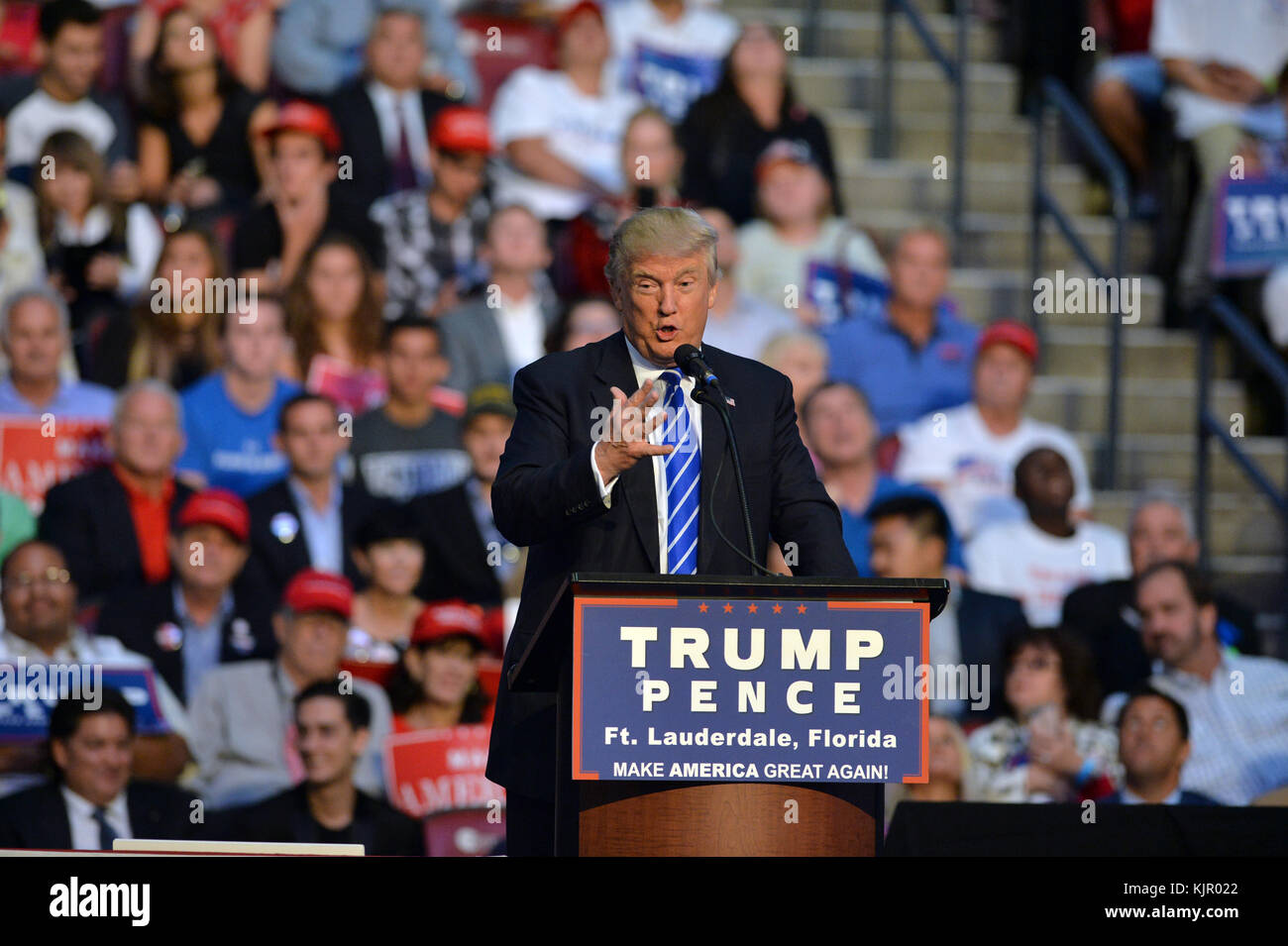 FORT LAUDERDALE, FL - AUGUST 10: Republican presidential nominee Donald ... FORT LAUDERDALE, FL - AUGUST 10: Republican presidential nominee Donald ...