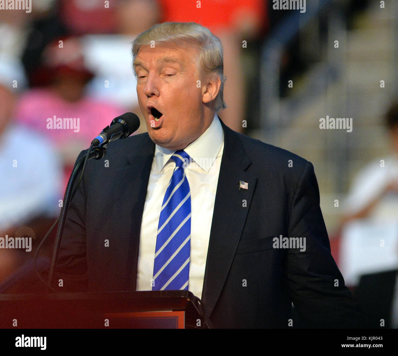 FORT LAUDERDALE, FL - AUGUST 10: Republican presidential nominee Donald ... FORT LAUDERDALE, FL - AUGUST 10: Republican presidential nominee Donald ...