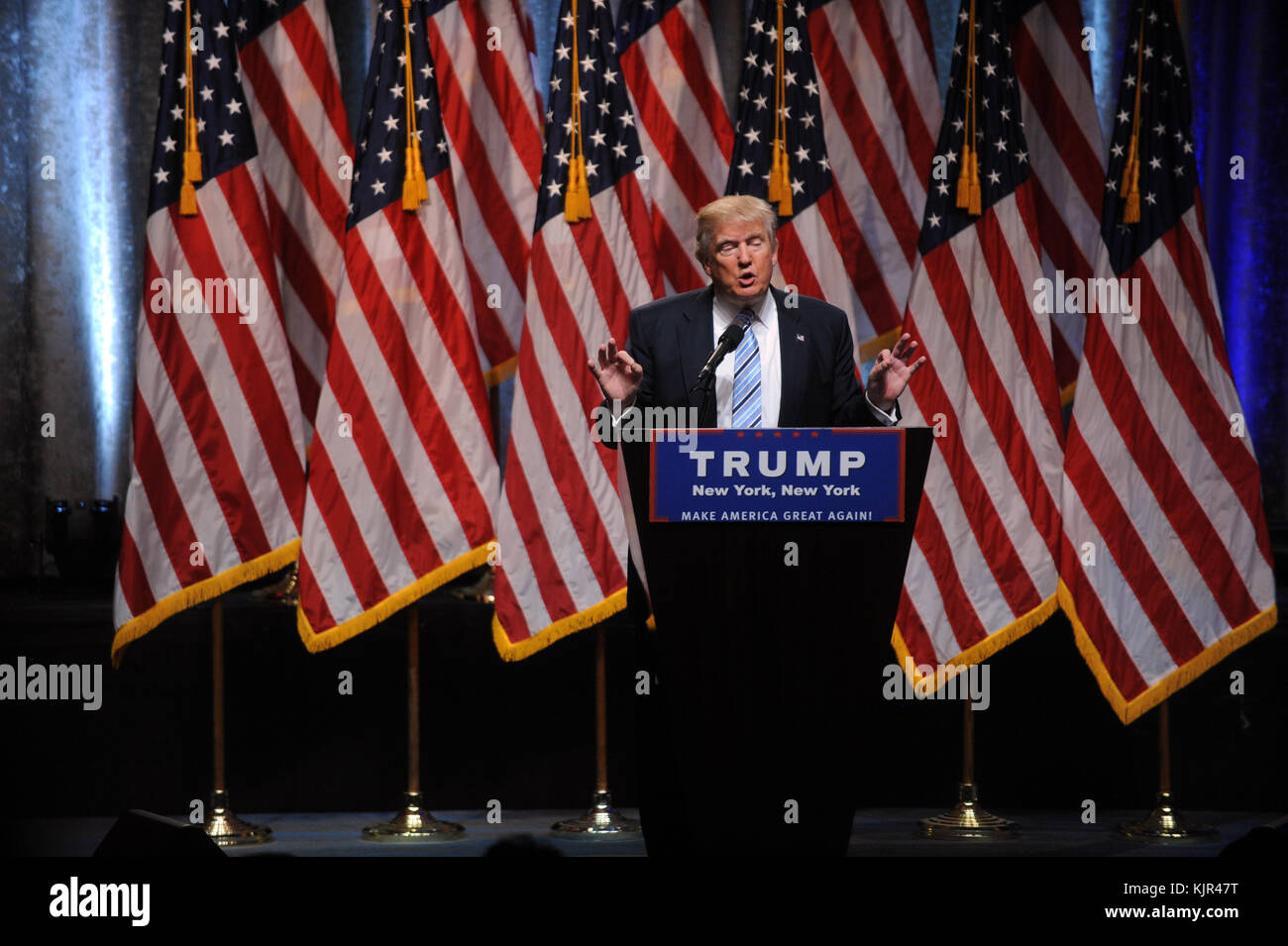 Vice president mike pence 2016 hi-res stock photography and images - Alamy