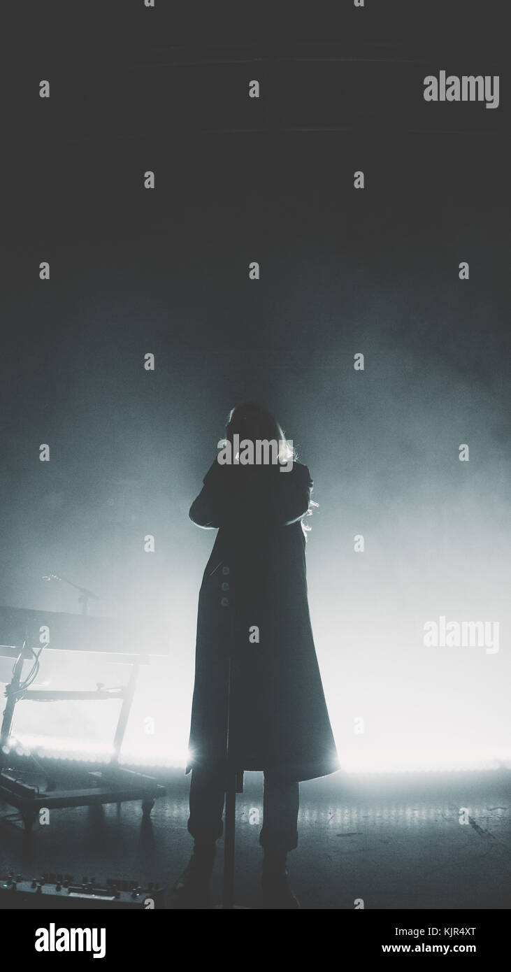 Birmingham, UK. 24th Nov, 2017. The American rock band PVRIS the singer ...