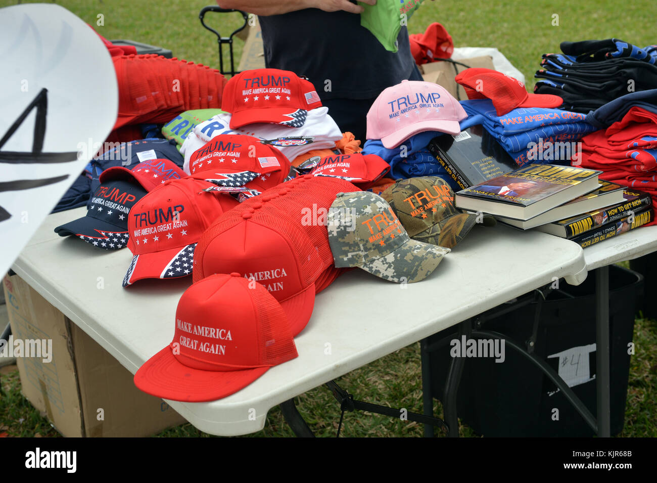 BOCA RATON, FL - MARCH 13: Republican presidential candidate Donald ...