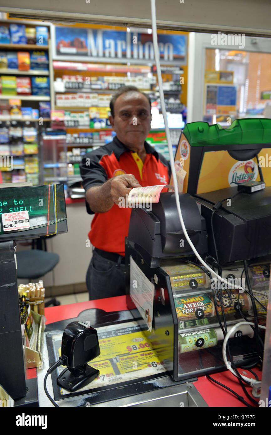 Powerball lottery machine hi-res stock photography and images - Alamy
