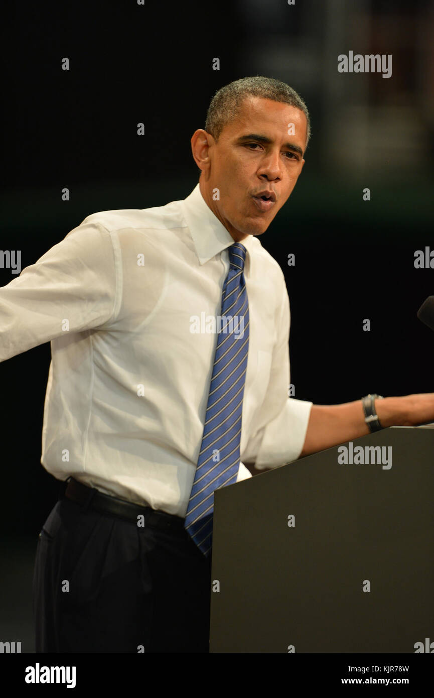 MIAMI, FL - OCTOBER 11: U.S. President Barack Obama attends a ...