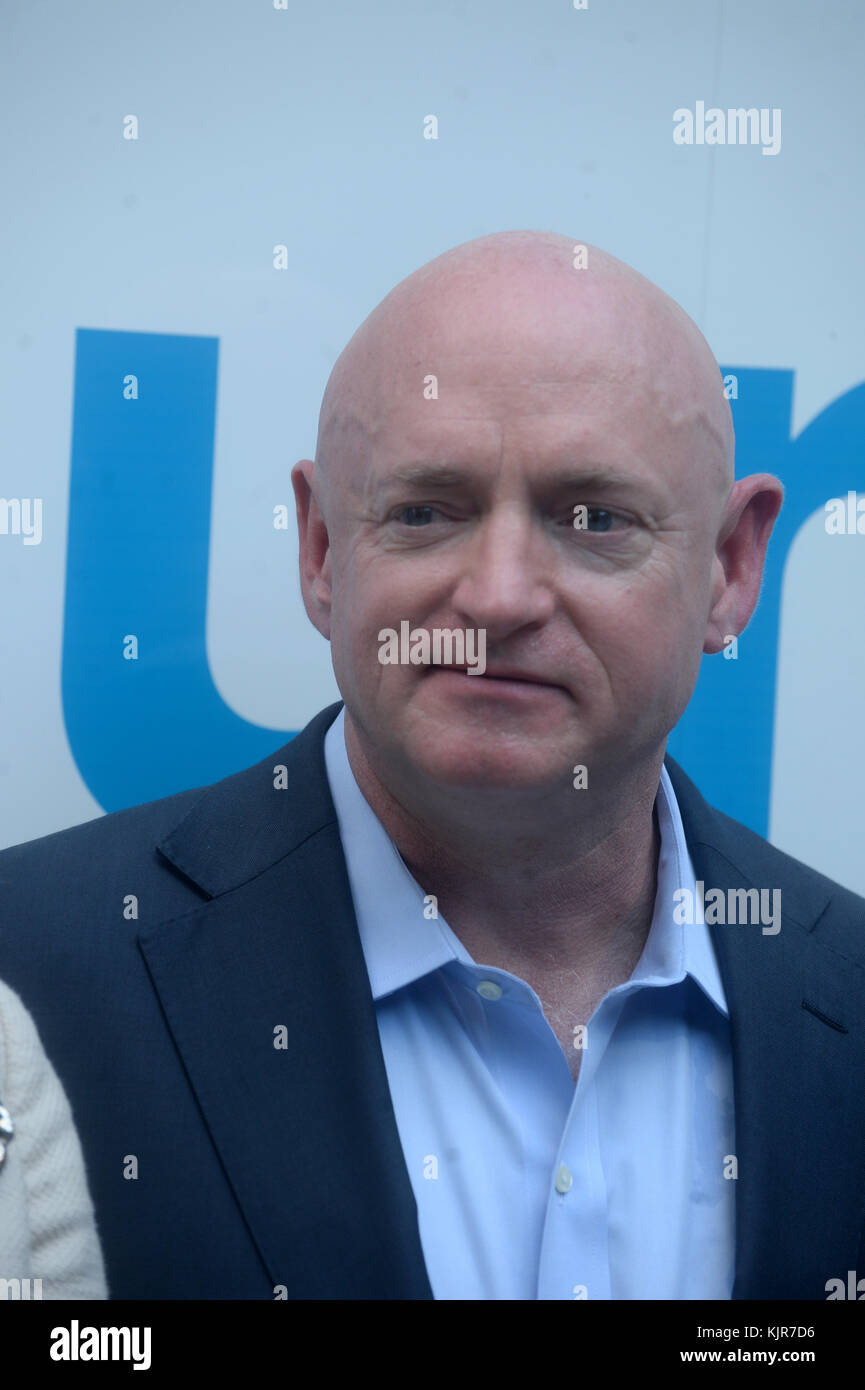 Mark vance hi-res stock photography and images - Alamy