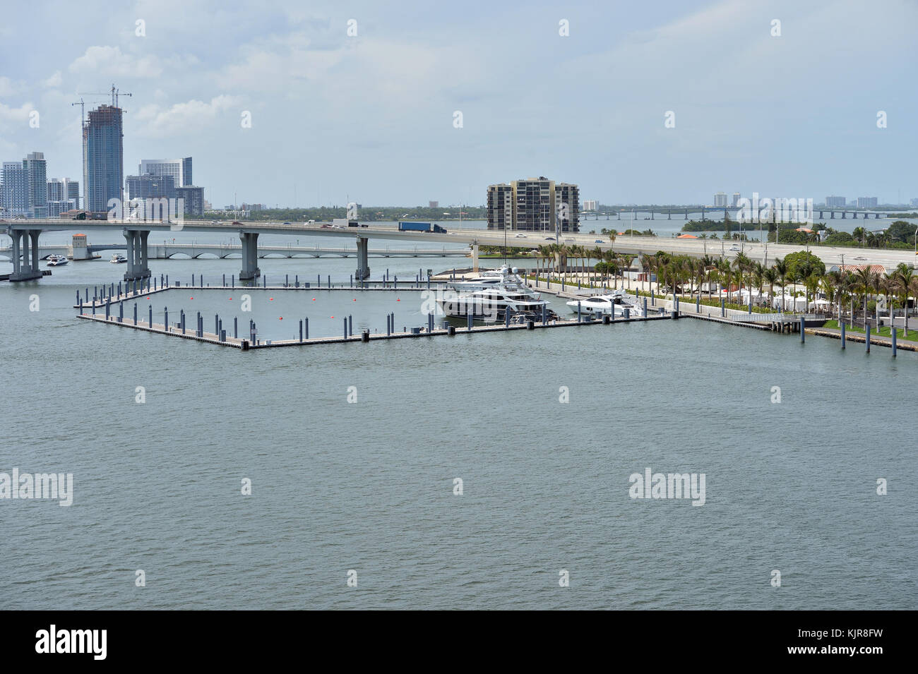 MIAMI, FL - JULY 04: The Deck at Island Gardens Miami on July 7, 2016 ...