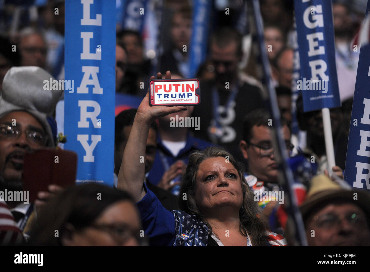 PHILADELPHIA, PA - JULY 28: Katy Perry performs on the fourth day of ...