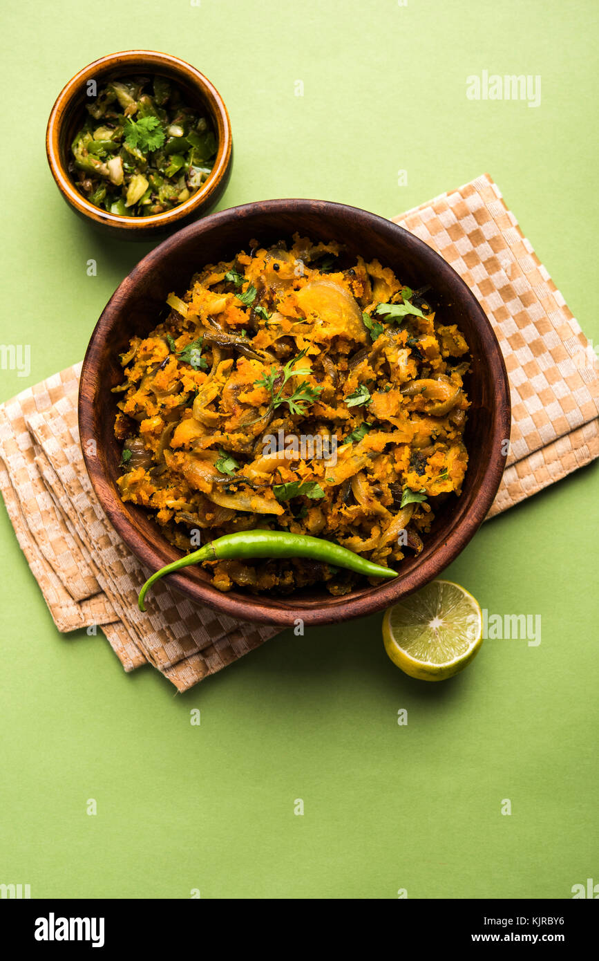 Bhakri thecha pitla hi-res stock photography and images - Alamy