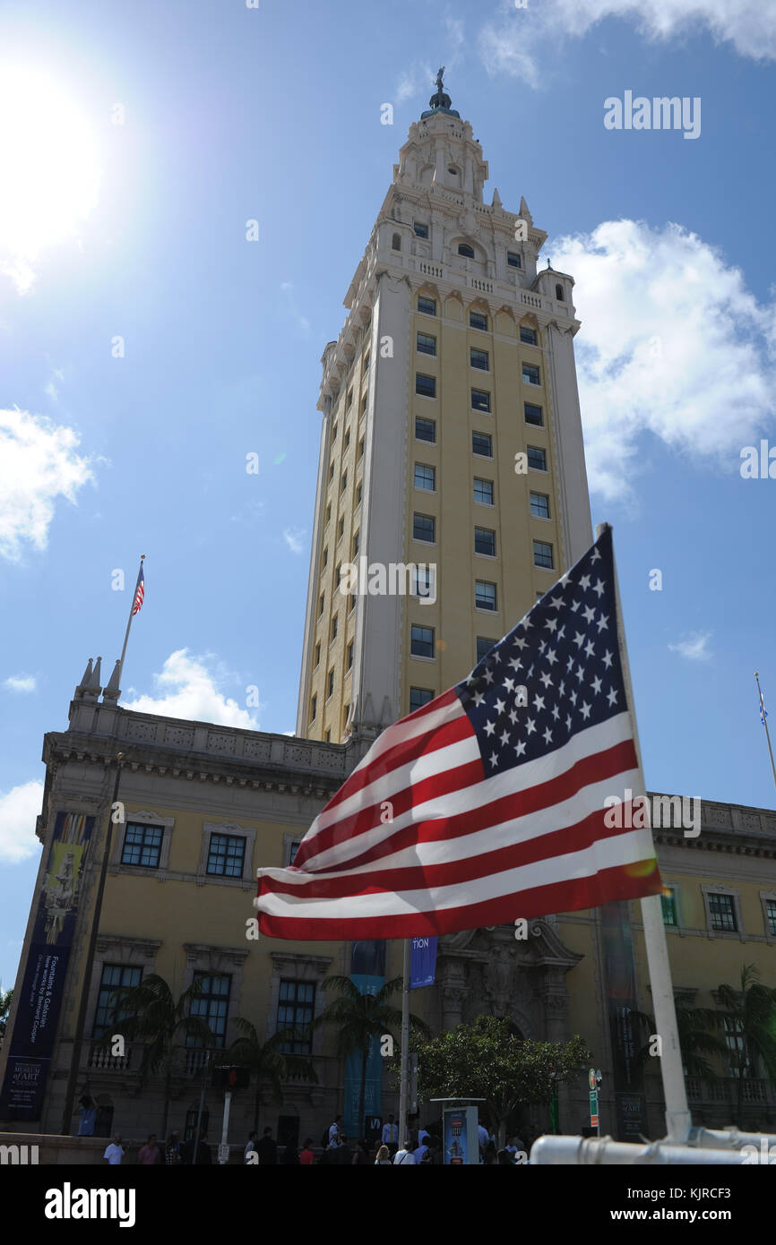 MIAMI, FL - APRIL 13: U.S. Sen. Marco Rubio (R-FL) stands with his wife ...