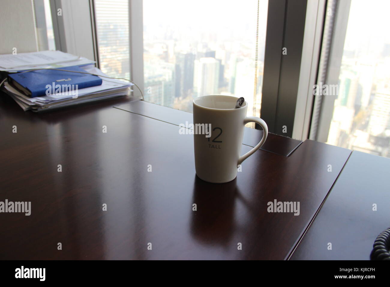 Cup of tea in an office Stock Photo - Alamy