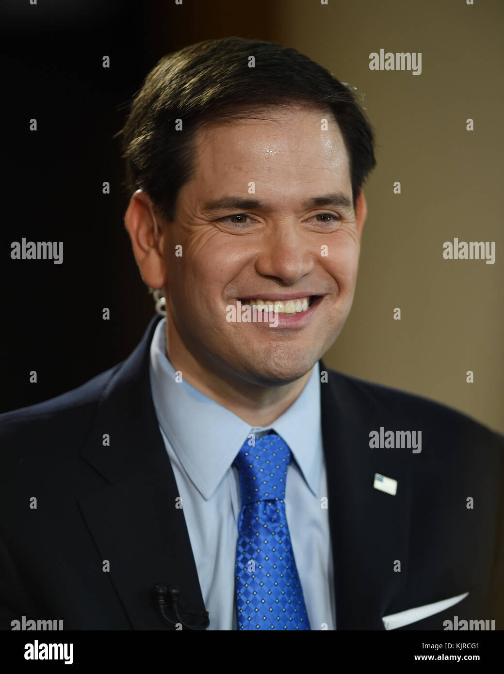 MIAMI, FL - APRIL 13: U.S. Sen. Marco Rubio (R-FL) stands with his wife ...