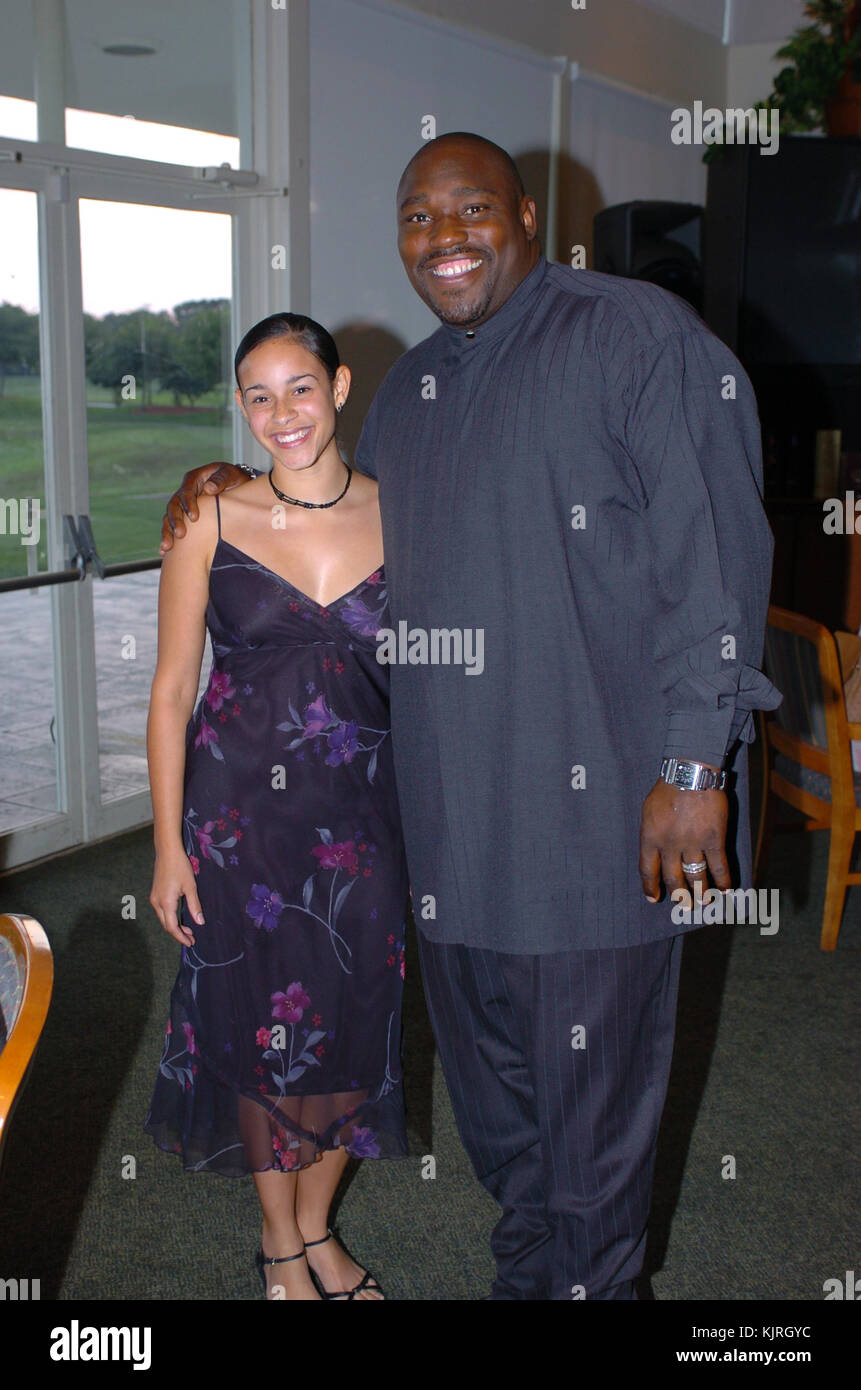 MIAMI, FL - FEBRUARY 12: (EXCLUSIVE COVERAGE) Dancing With The Stars ...