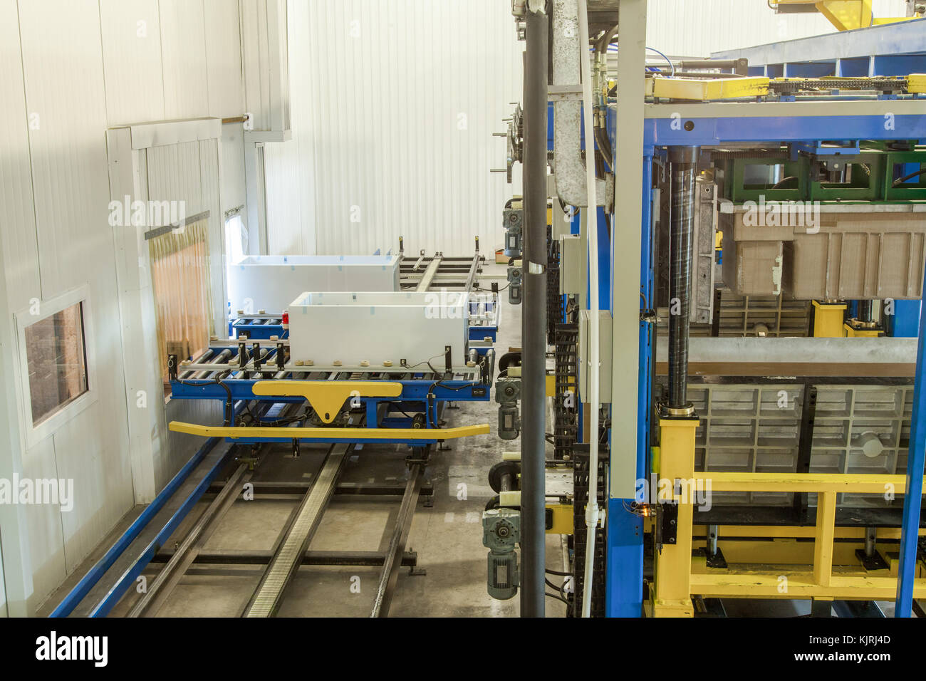 molding and cast press machine for the manufacture of plastic parts ...