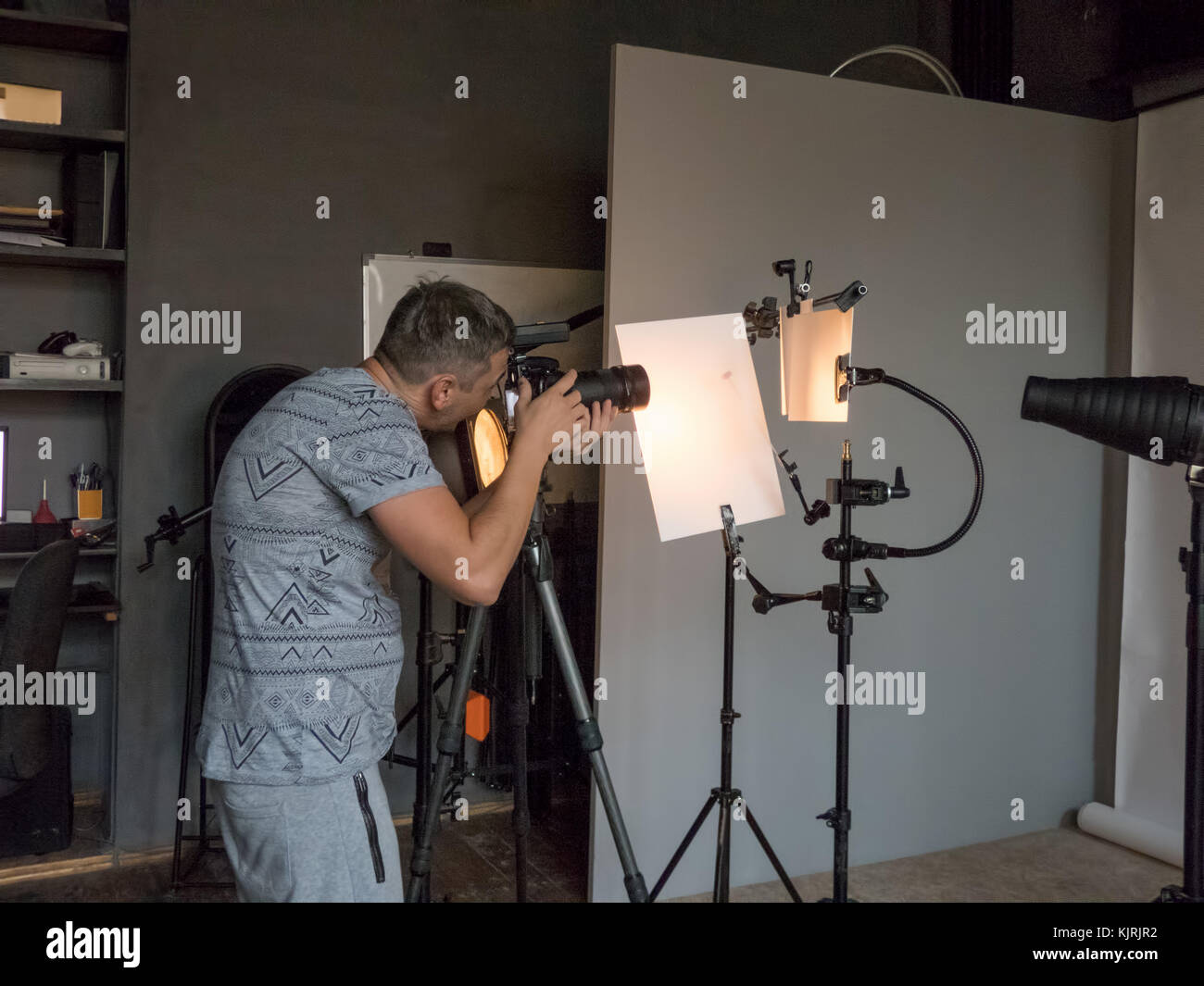Photographing objects hi-res stock photography and images - Alamy