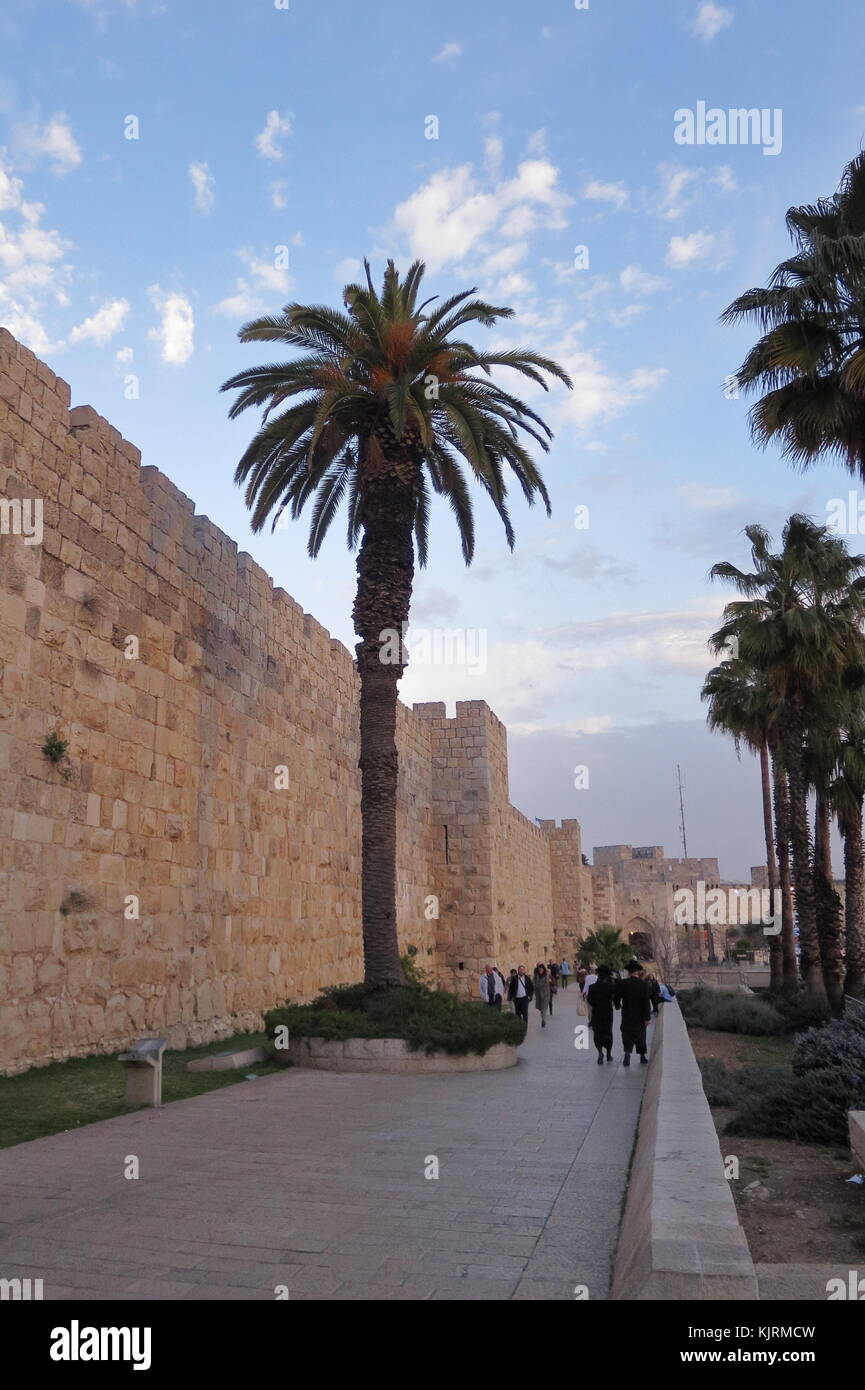 Old Jerusalem remparts - Israel Stock Photo - Alamy